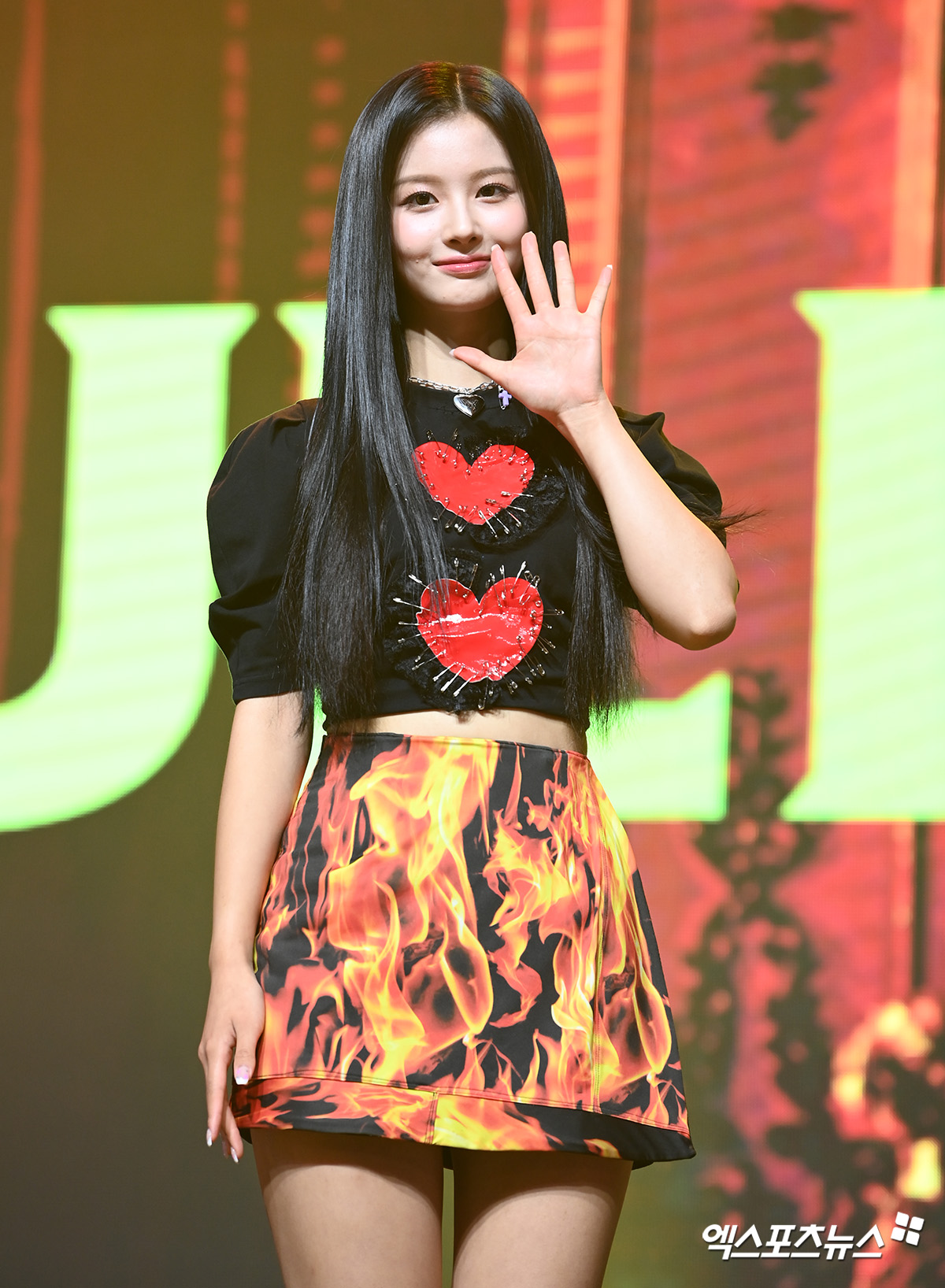 엔믹스 설윤 '수지-쯔위 JYP 비주얼 계보 잇는 미모'[엑's HD화보] - 나무뉴스