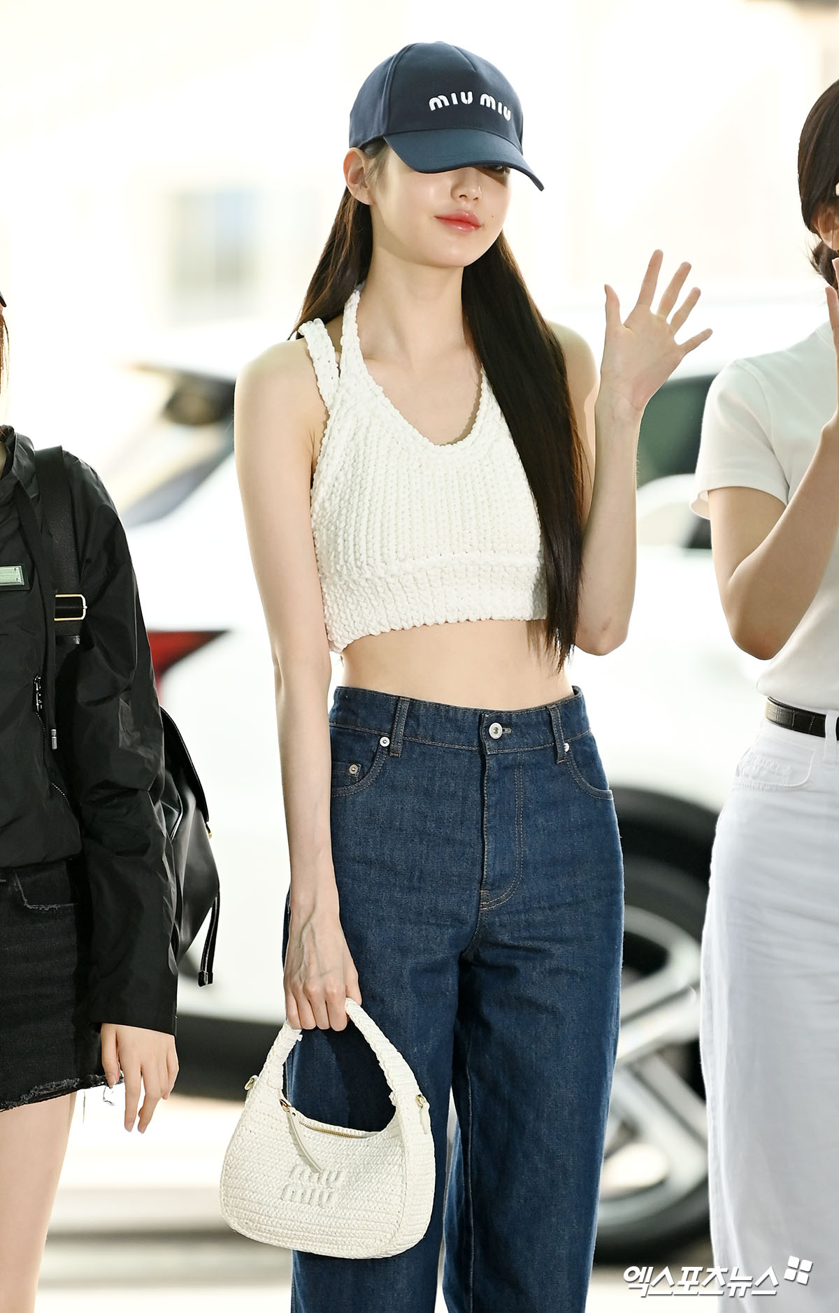 '이 비율 실화야?' 아이브 장원영 '173cm의 완벽한 비율 자랑'[엑's HD화보] - 나무뉴스